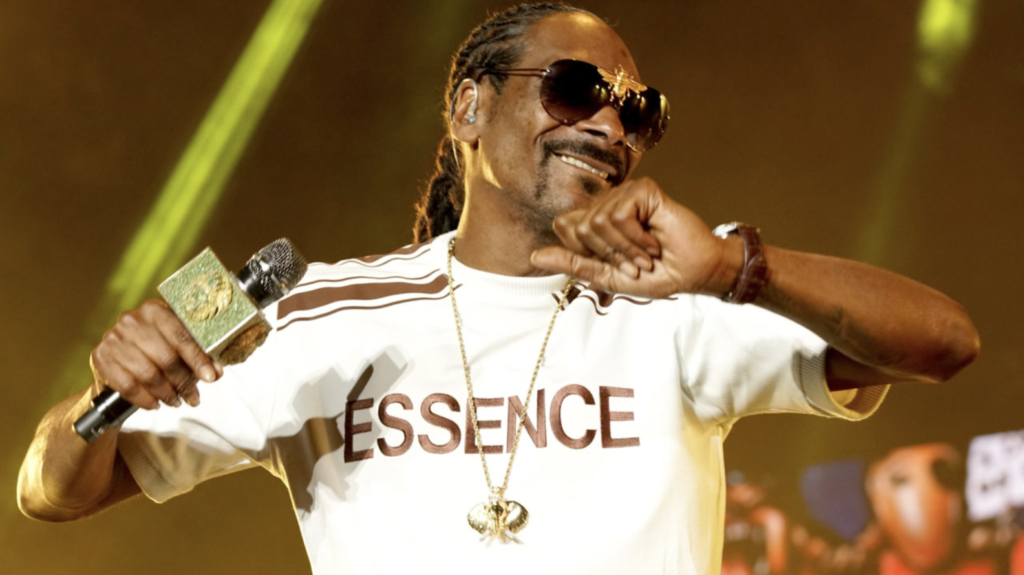 Snoop Dogg Gets in the Game With FaZe Clan - Boardroom