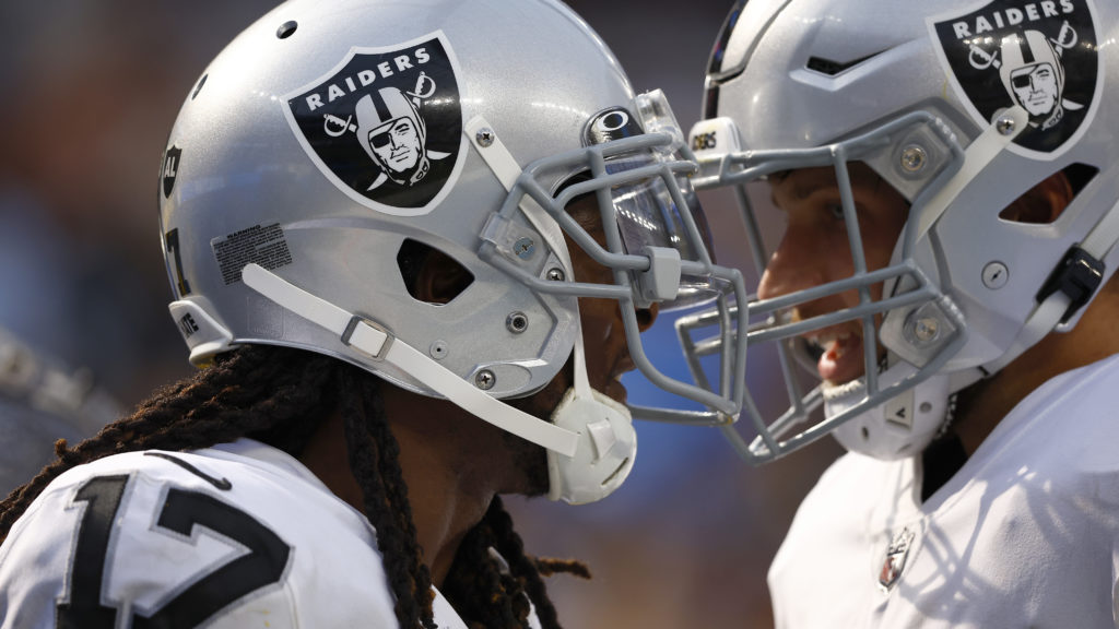 How Can the Raiders Maximize Their Super Bowl Window?