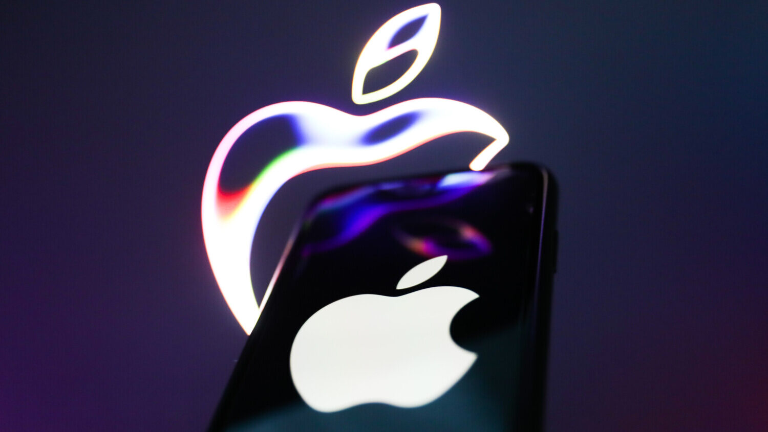 What Will We Learn at Apple WWDC24 this Summer? - Boardroom